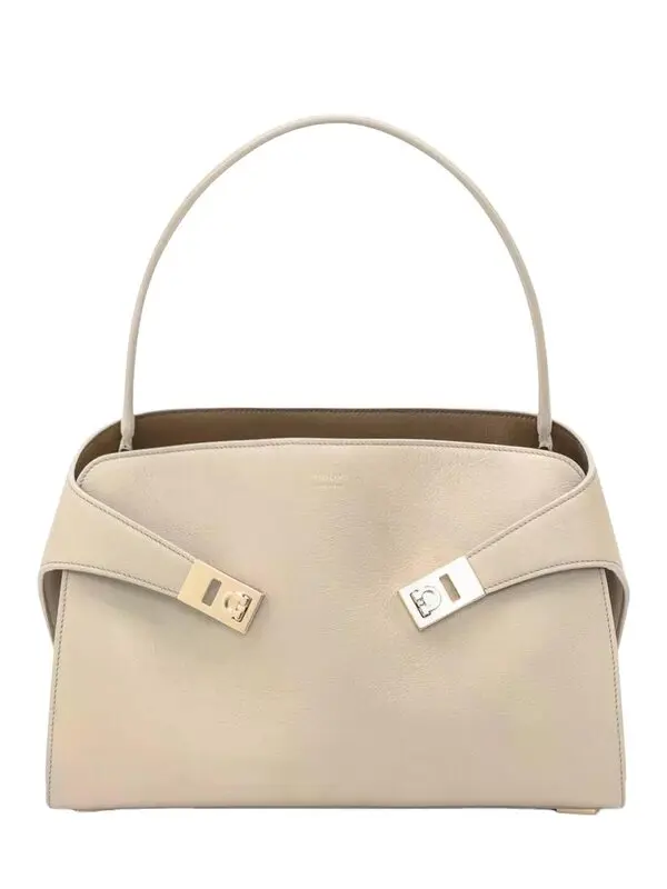 FERRAGAMO Medium Hug Soft Shoulder Bag - Neutrals