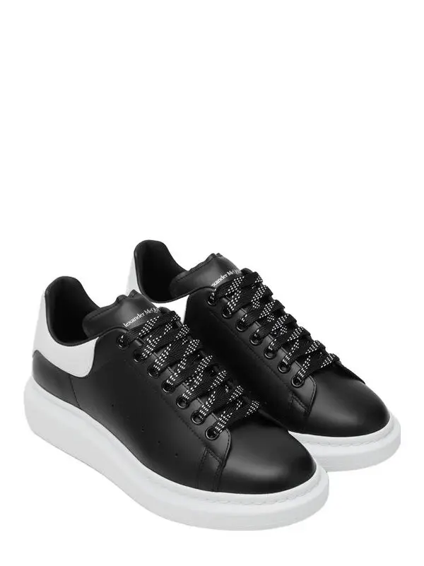 Alexander McQueen Oversized Sneakers - Black