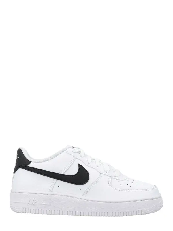 Nike Low Top Sneakers - White
