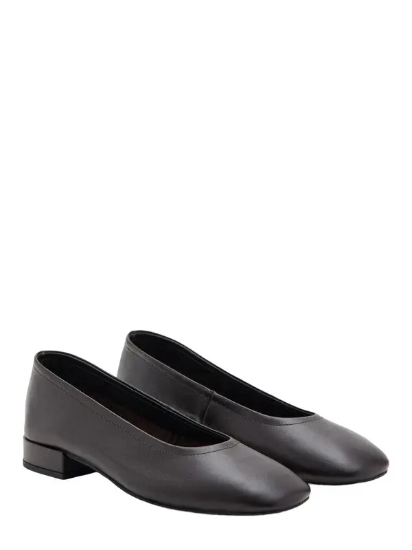 Mango Square Toe Pump - Chocolate