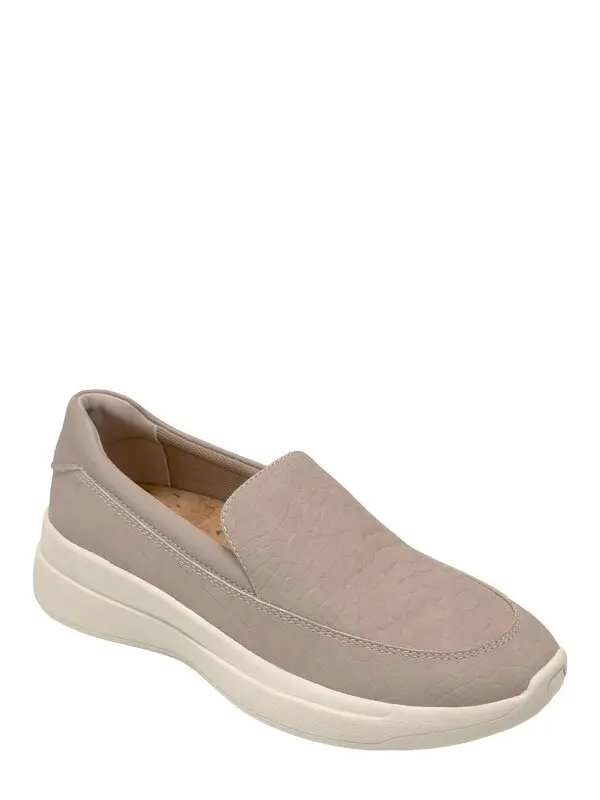 Aerosoles Felice Embossed Sneakers - Dune