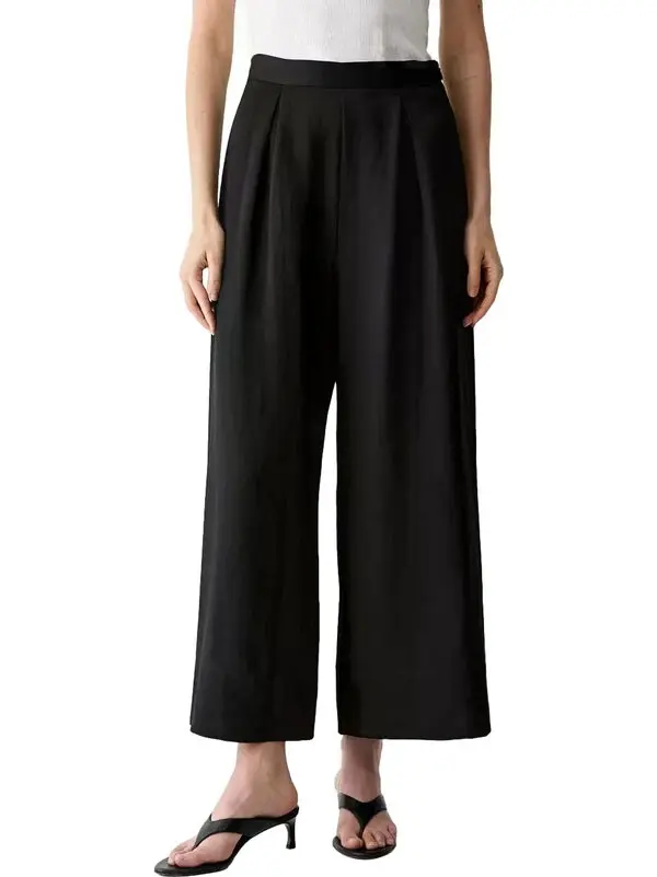VICOLO Cropped-length Trousers - Black