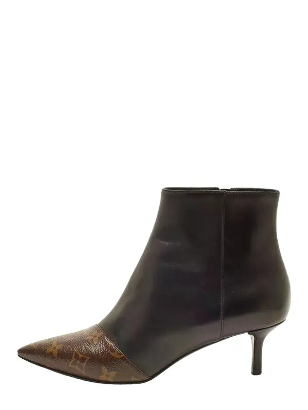 LOUIS VUITTON Chérie Monogram Ankle Boots - Black