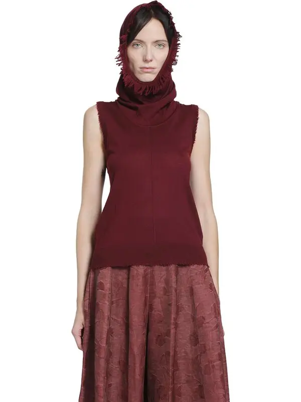 YA YI Runa Wool Vest - Red