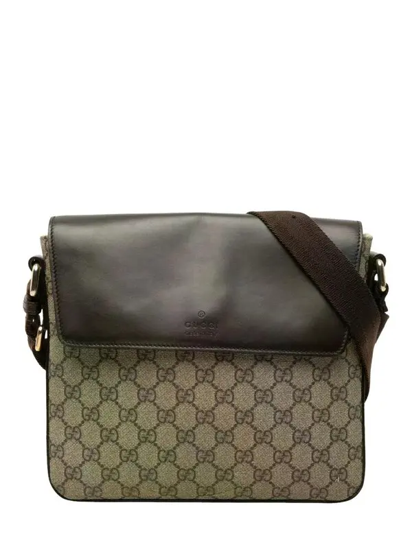 Gucci 2016-2026 Gg Supreme Flap Messenger Bag Crossbody Bag - Neutrals