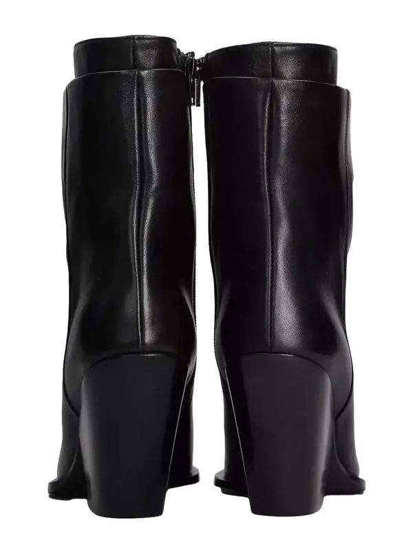 Elena Iachi Pointed-toe Leather Boots - Black