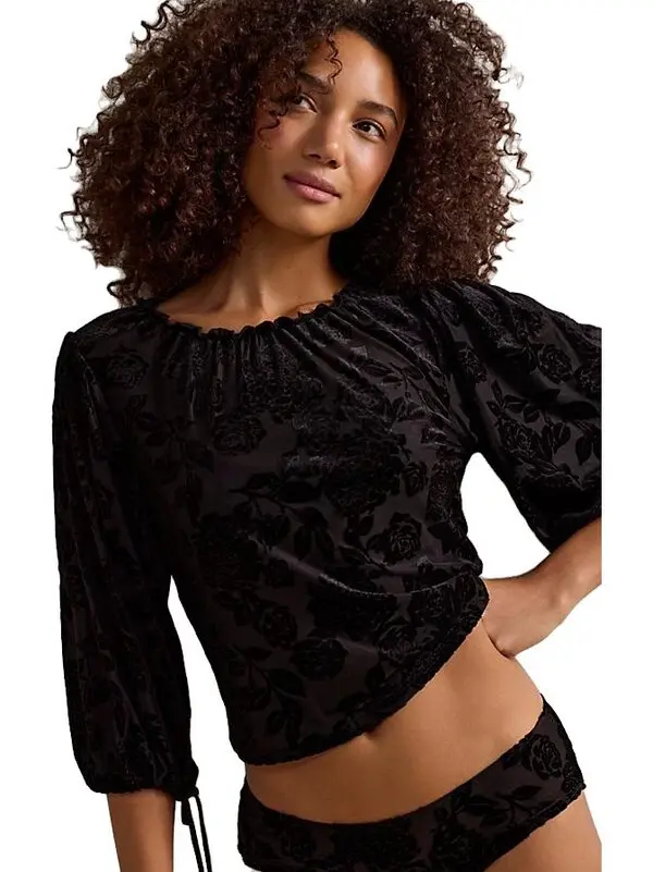 Only Hearts Bed Of Roses Bouquet Blouse - Kohl