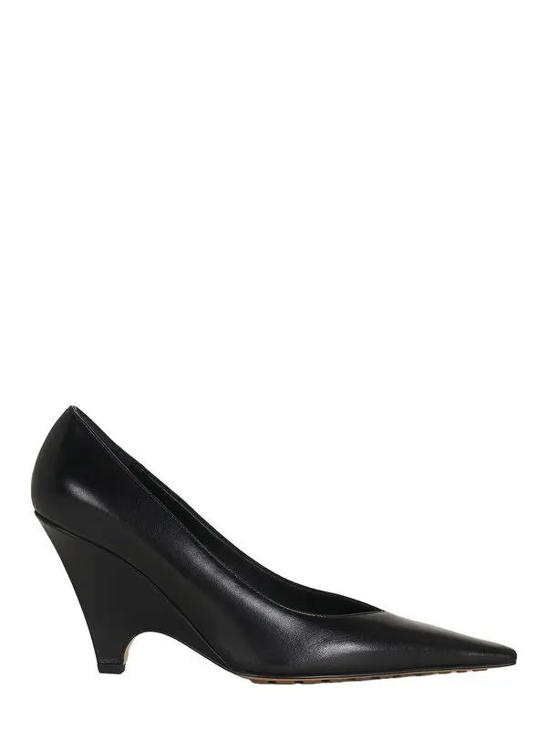 Bottega Veneta Scaletta Slip On Wedge Pump - Black
