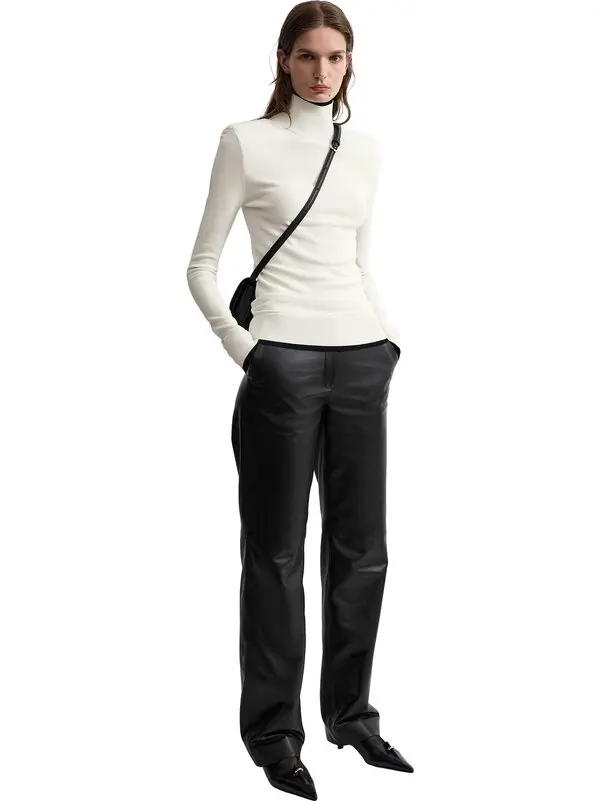 TOTEME Fitted Ribbed Top Off - White