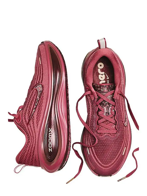 Nike Vomero Plus Gg Sneakers - Raspberry