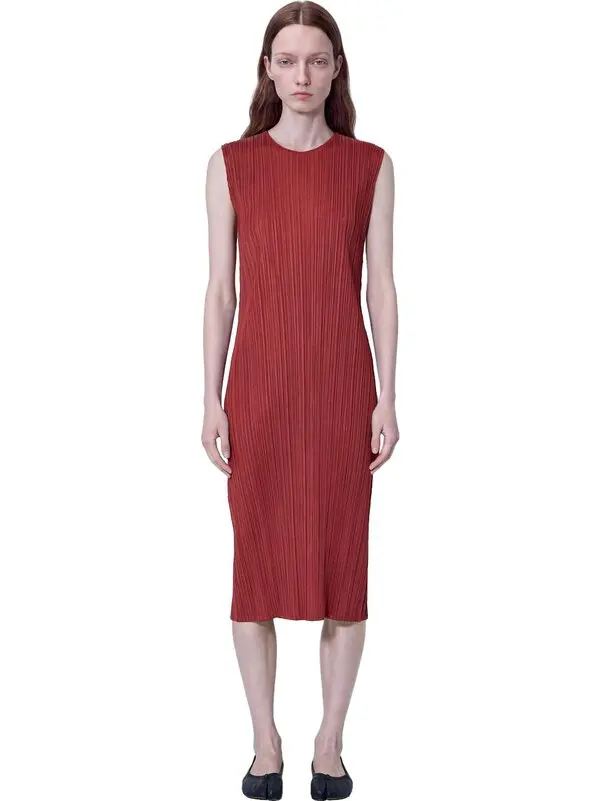 Issey Miyake September Pleated Midi Dress - Red