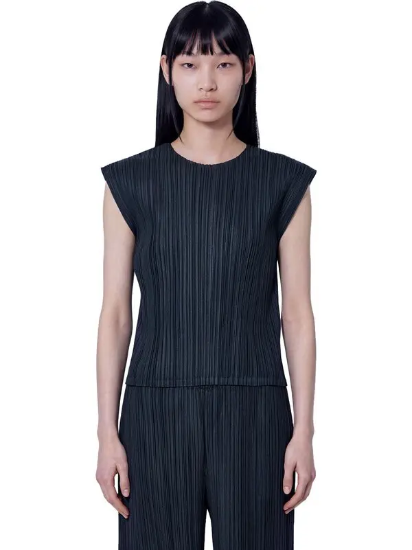 Issey Miyake Mellow Pleats Top - Black
