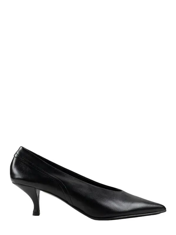 CHUCKIES Pointed-toe Leather Pumps - Black
