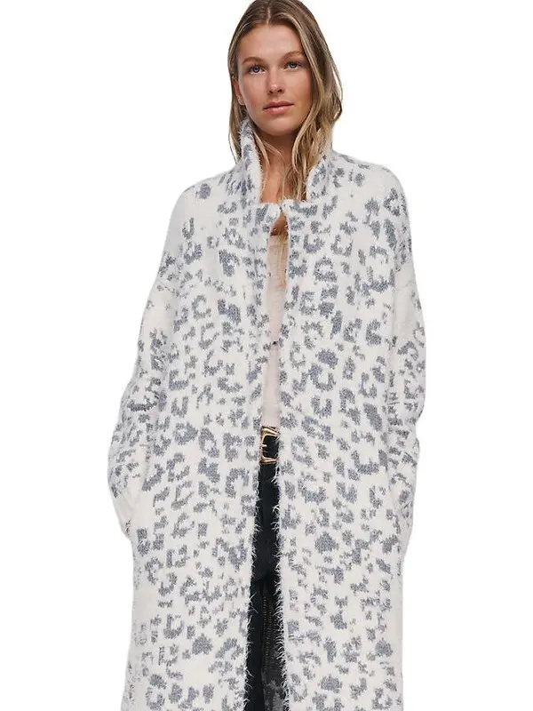 PILCRO Cheetah Textured Longle Sweater - Ivory Pattern