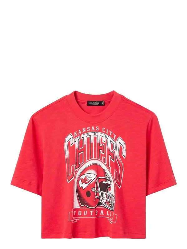 Junk Food Kansas City Chiefs Helmet Graphic Crop T-shirt - Licorice