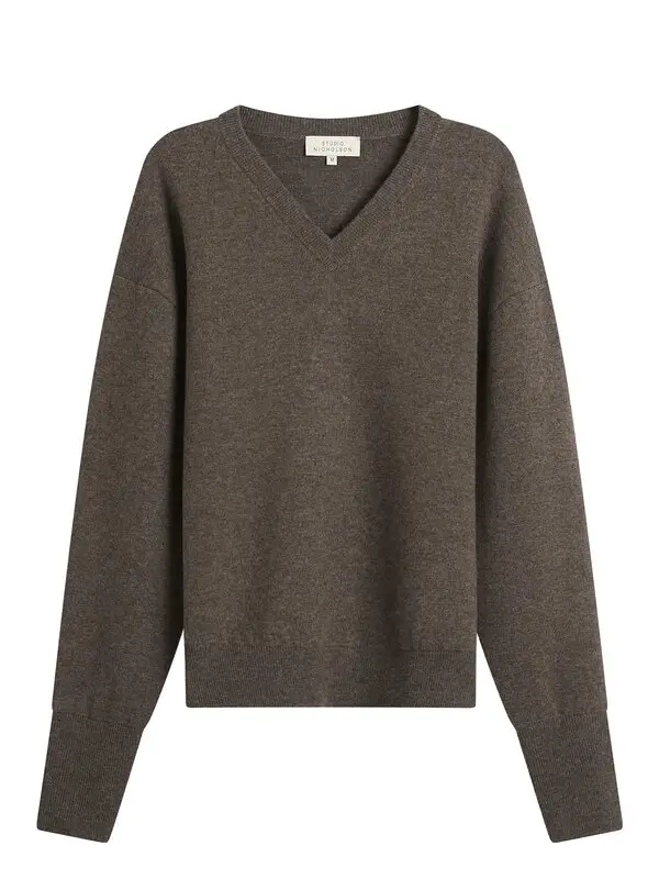 Studio Nicholson Loch Cashmere Wool V Neck Jumper - Mouse
