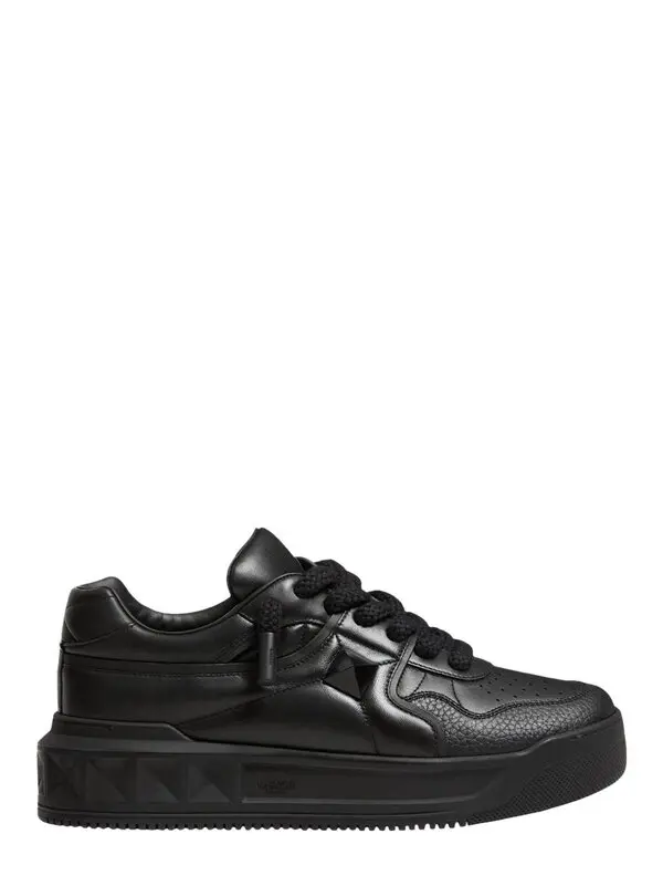 Valentino Garavani One Stud Xl Sneakers - Black