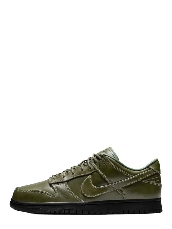 Nike Dunk Low Retro Premium Sneakers - Green