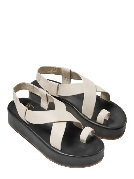 Beek Caracara Platform Sandal - Vanilla/black