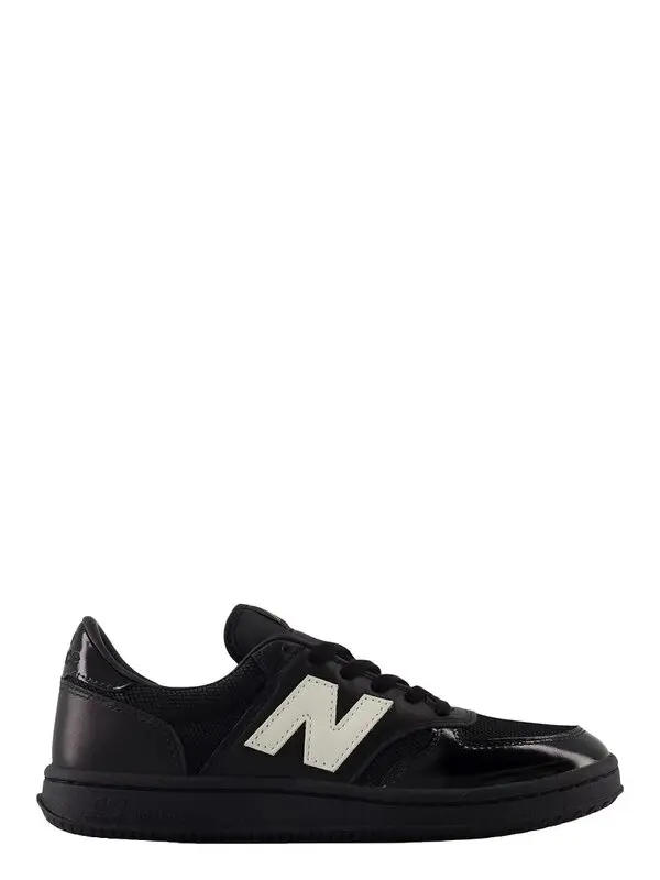 NEW BALANCE T500in Sneakers - Black/sea Salt