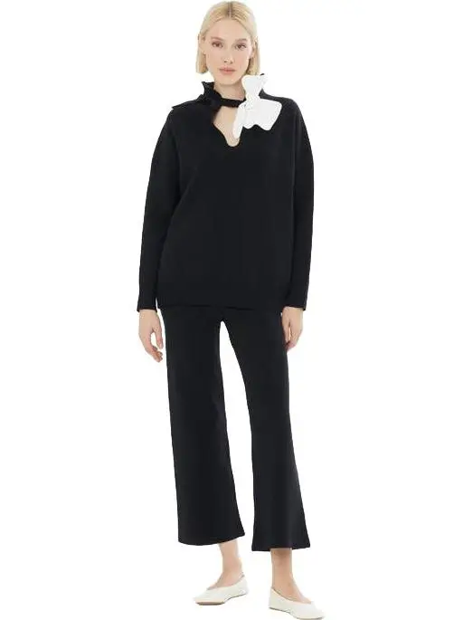 GIZIA Floral Detail Knit Blouse - Black
