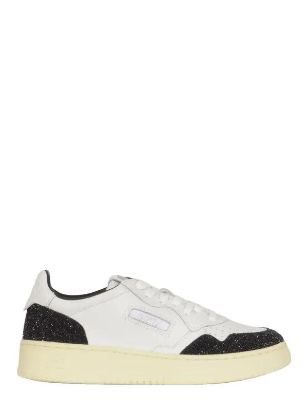 AUTRY Low Top Sneakers - Black