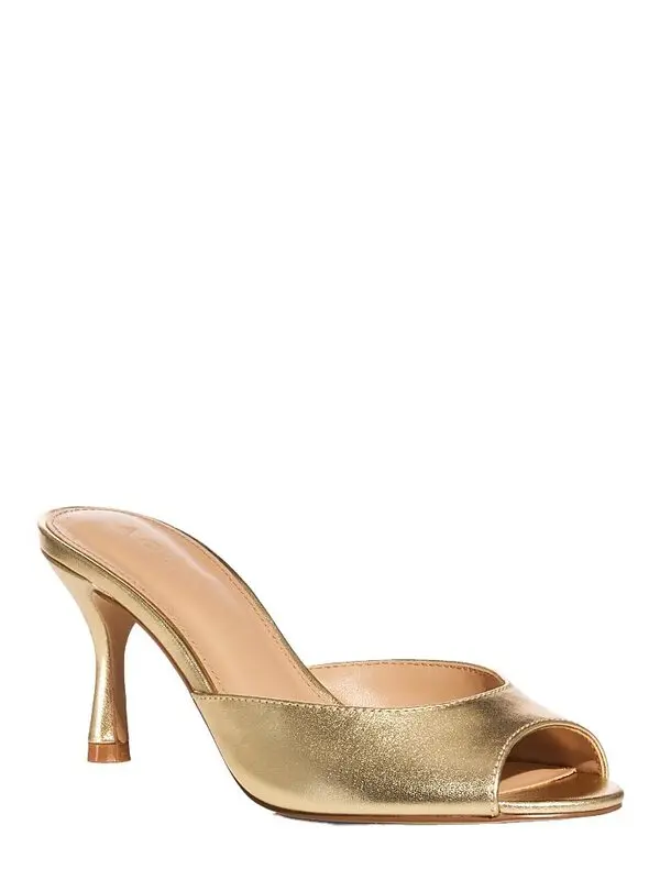 Aqua Sjil Pumps - Gold