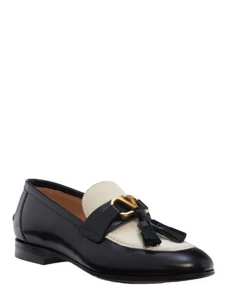 Valentino Garavani Vaniteux Tassel Loafer - Black/ivory