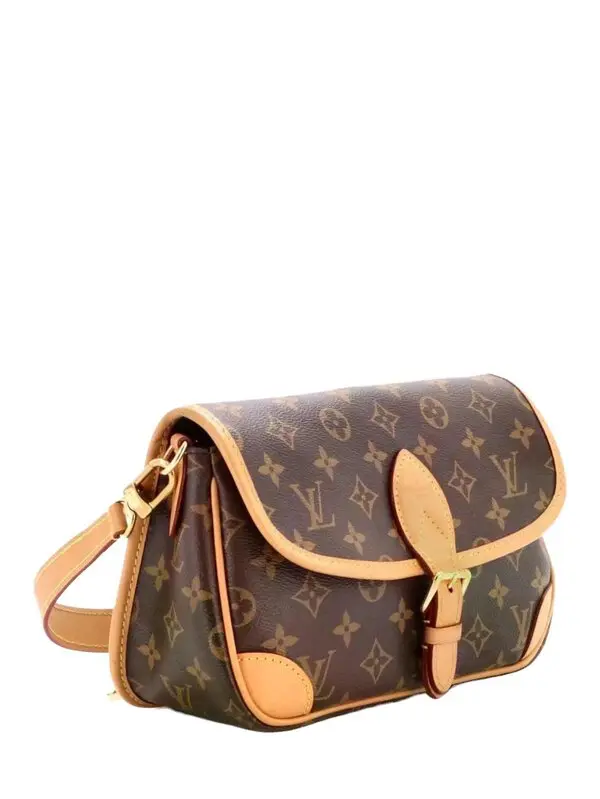 LOUIS VUITTON Diane Nm Handbag Monogram Canvas Crossbody Bag - Brown