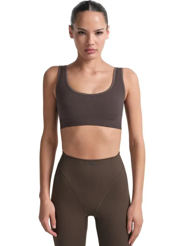 Nike Skims Ribbed Seamless Scoop Bra - Brown