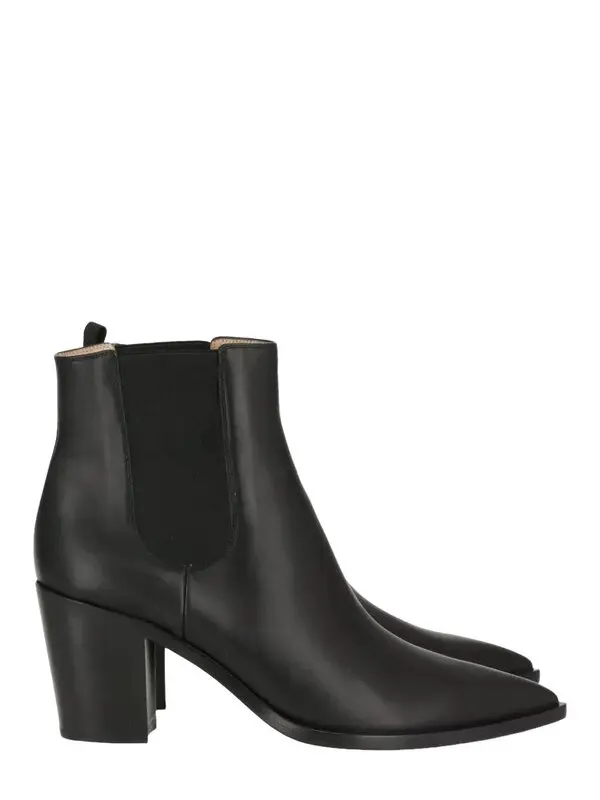 GIANVITO ROSSI Pointed-toe Ankle Boots - Black