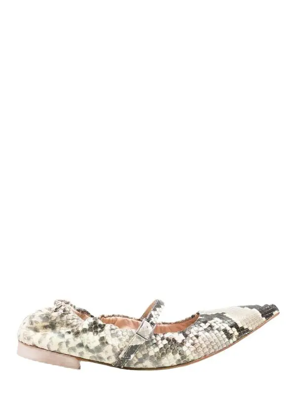 P.a.r.o.s.h Pointed-toe Ballerina Shoes - Neutrals