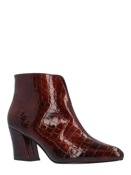 J. Reneé Tatum Bootie - Burgundy