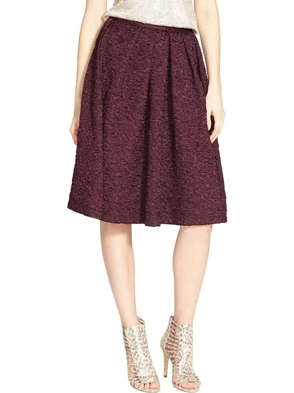 Astr The Label Textured Pleat Skirt - Dark Wine