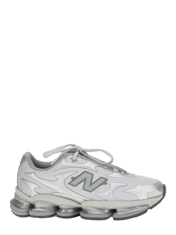 NEW BALANCE Lace Up Sneakers - Silver