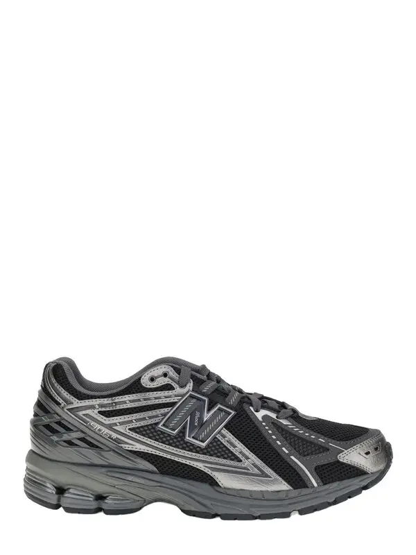 NEW BALANCE Lace-up Sneakers - Black