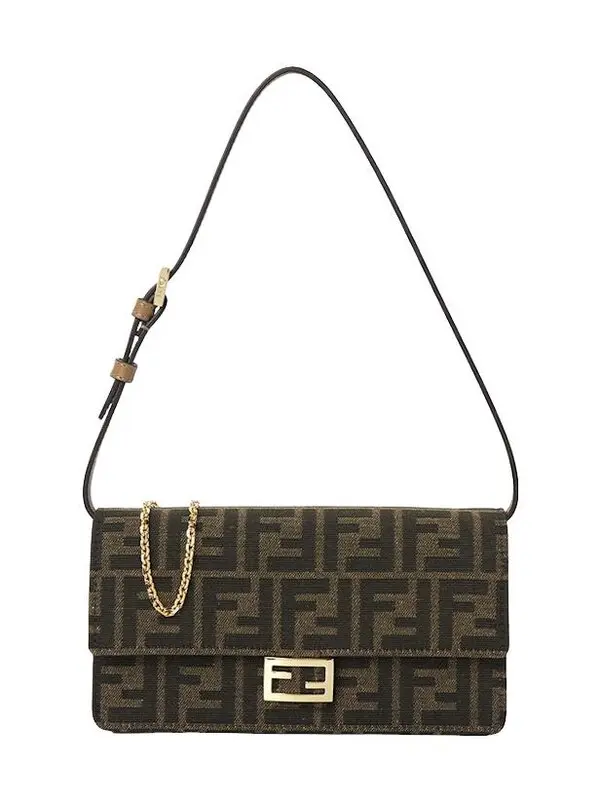 Fendi Baguette Chain Shopper - Brown