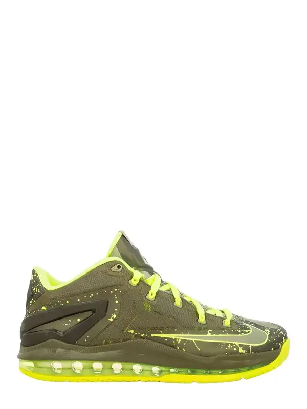 Nike Max Lebron 11 Low Sneakers - Green