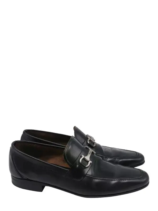 FERRAGAMO Gancini Leather Loafers - Black