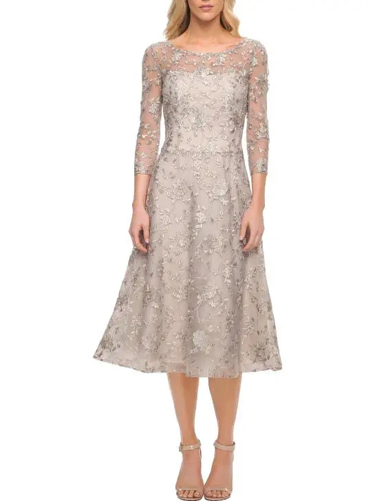 LABOMME Lace Tea-length Dress With Full Skirt - Pearl Silver
