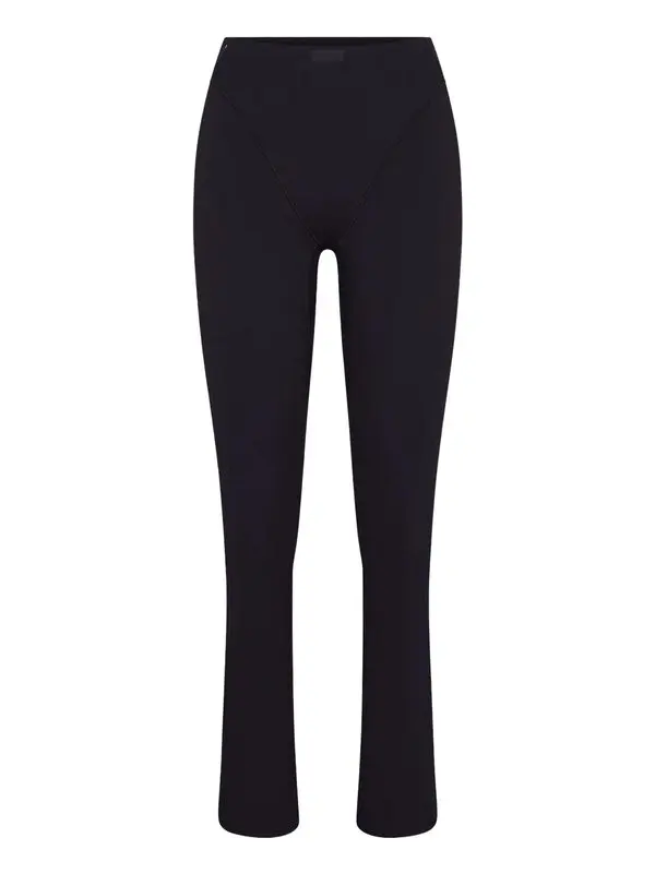 NIKESKIMS Matte High-waisted V-panel Straight Leggings 'obsidian - Black