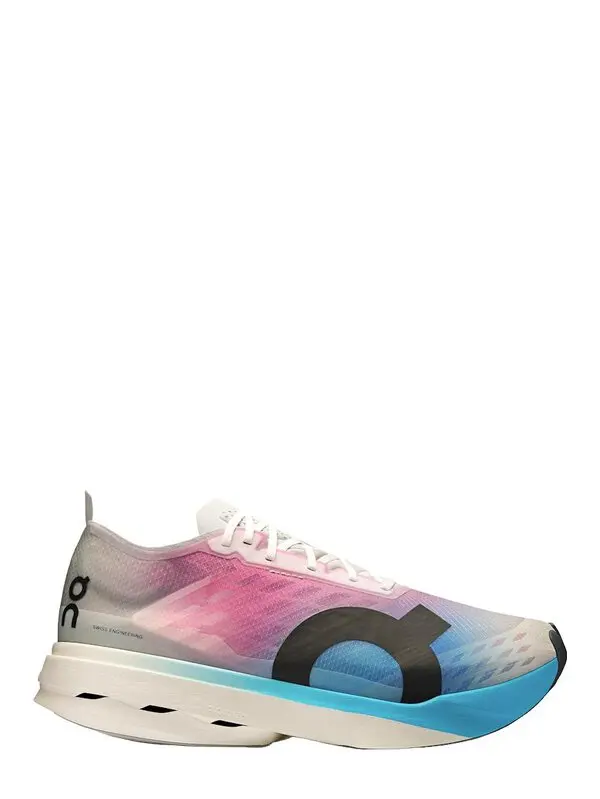 On Cloudboom Strike Sneakers - White/horizon