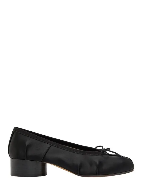 MAISON MARGIELA Tabi 30 Satin Pumps - Black