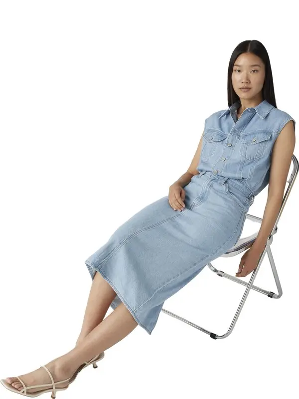 LEVI'S Iconic Sleeveless Denim Midi Dress - Wrapped In Blue