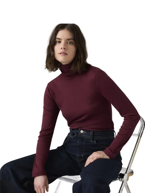LEVI'S Turtleneck Top - Tawny Port