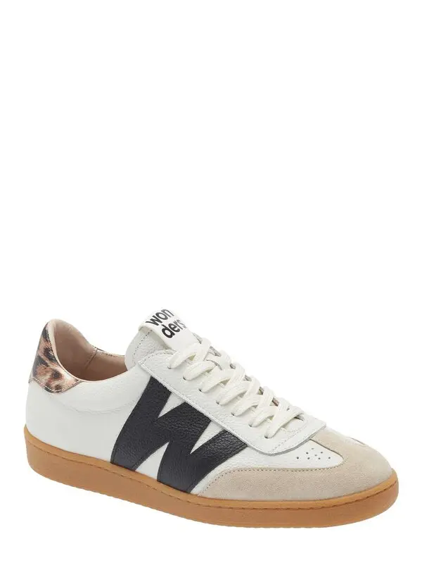 WONDERS Lace-up Sneaker - Beige/off-white