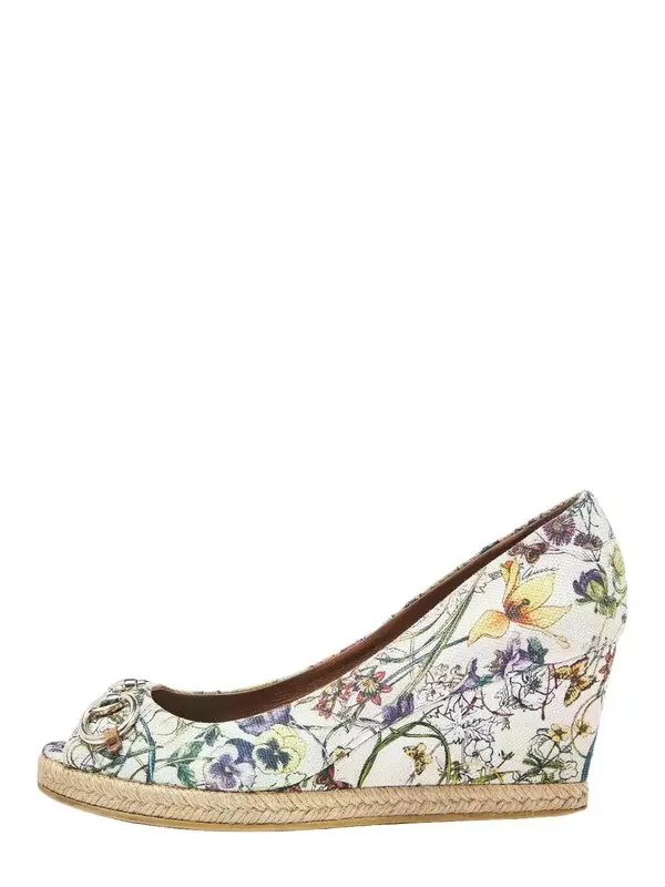 Gucci Floral Print Horsebit Detail Wedge Pumps - Neutrals