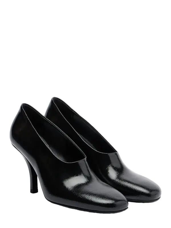 TOTEME Leather Pumps - Black