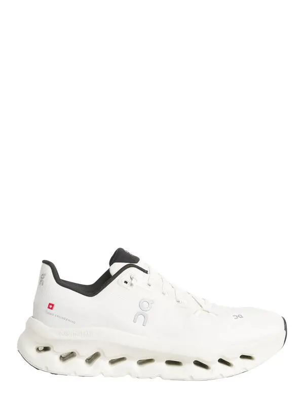 On Cloudtilt Athletic Trainers - Beige