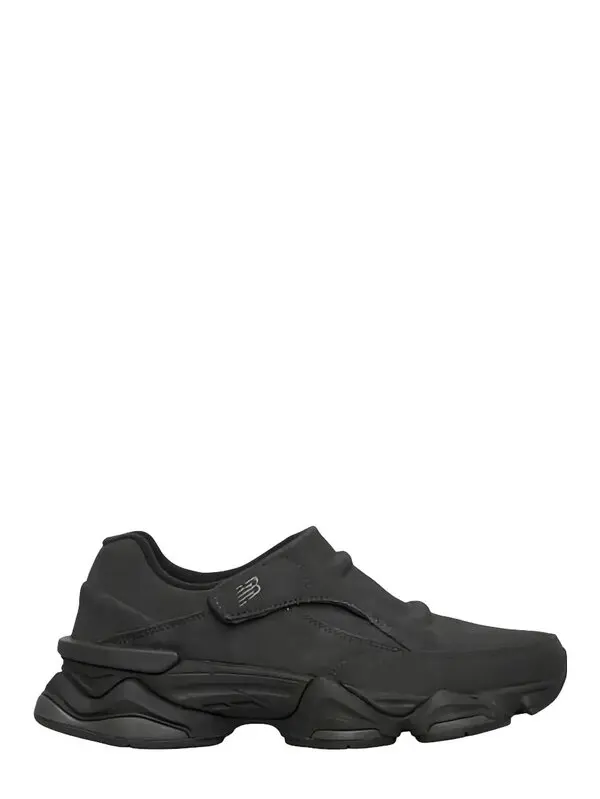 NEW BALANCE 8040 Sneakers - Black